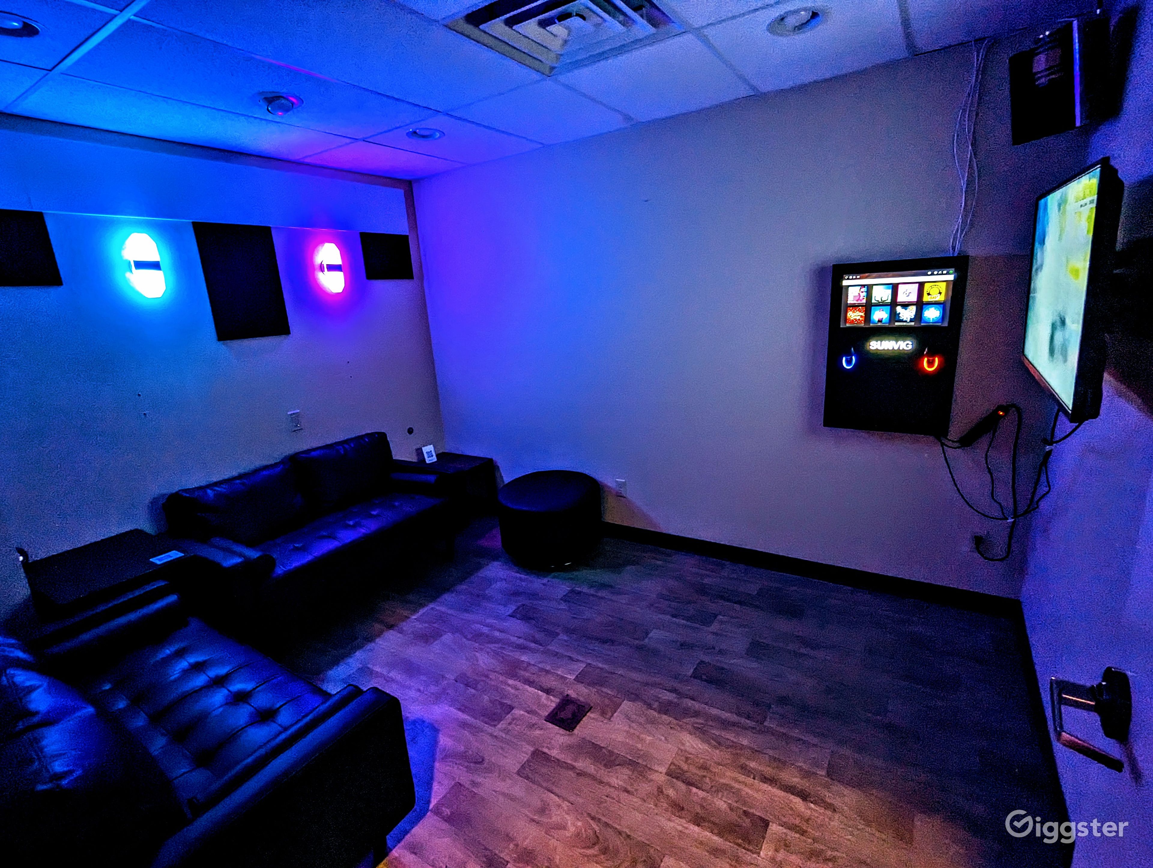 A Fusion of Classic, Asian-Inspired Karaoke Bar in Bremerton (Whole ...