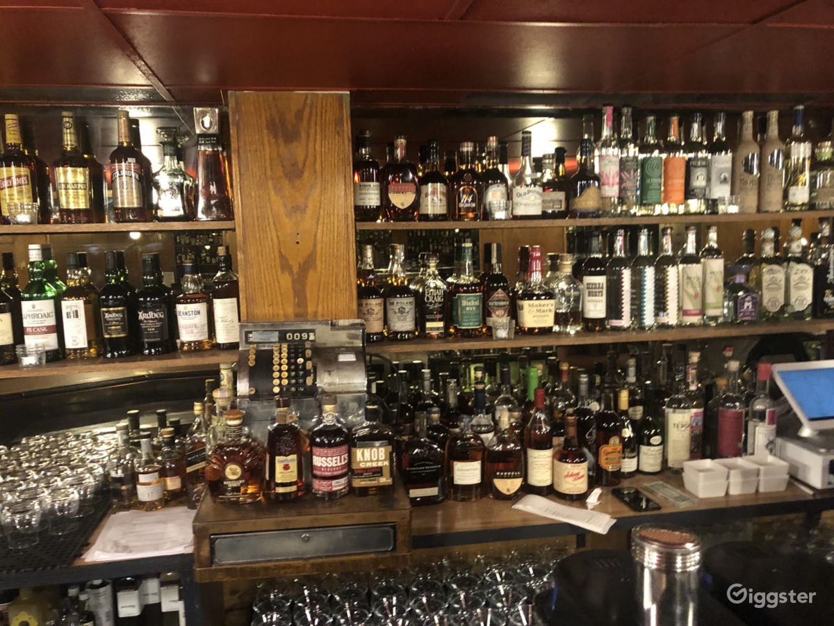 Original 1960s Wood-Paneled Dive Bar / Studio City | Rent this location ...