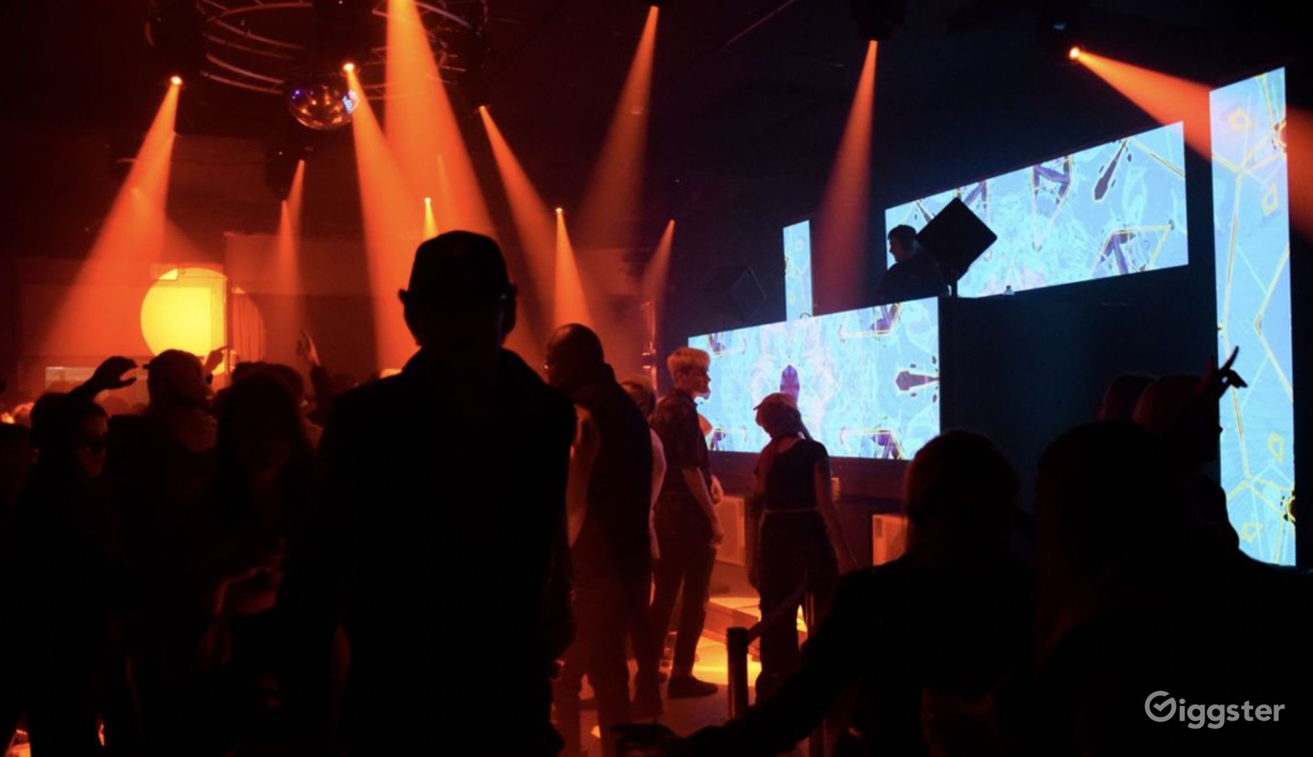 Awesome Concert Venue in Downtown Cincinnati | Rent this location on ...