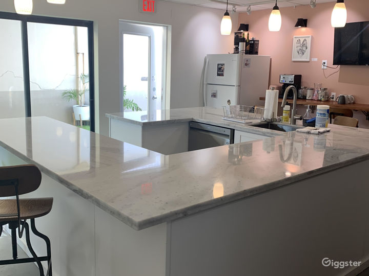 Office Spaces, Meeting Spaces, Event Spaces, and Art Gallery Spaces ...