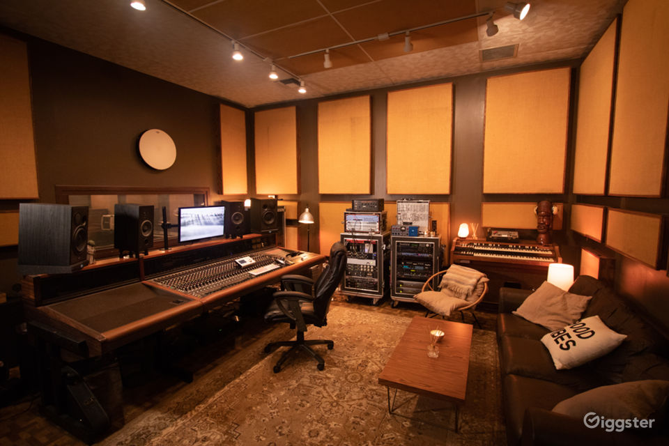 Vintage recording studio with grand piano | Rent this location on Giggster