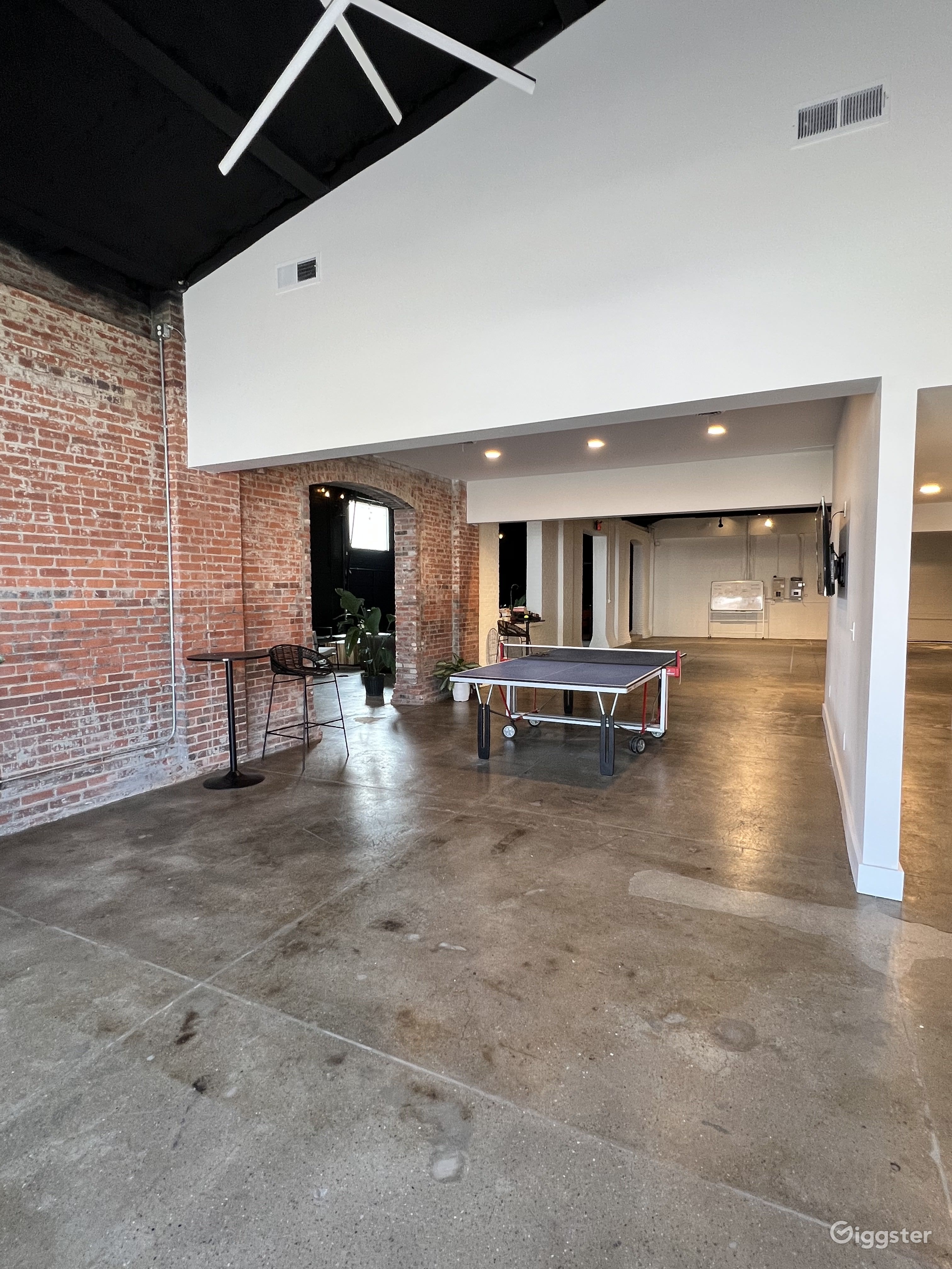 Industrial Building Event Space | Rent this location on Giggster