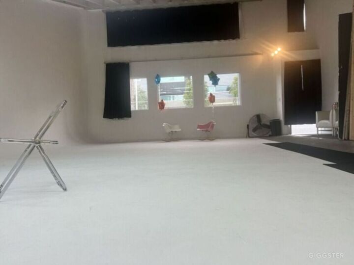 Radiance Studios: Where Light Meets Vision | Rent this location on Giggster