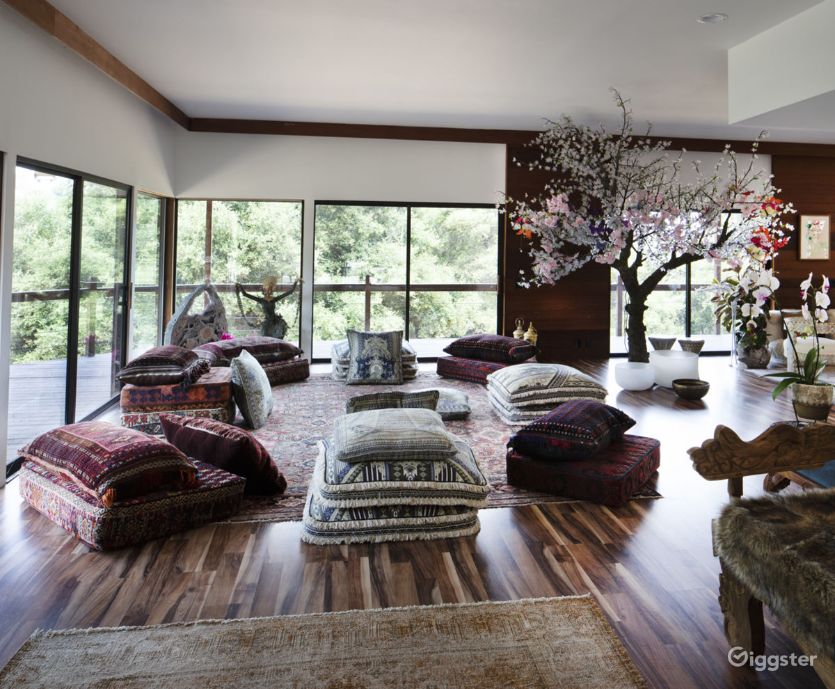 The BEST 10 Graduation Party venues to rent near me | Giggster