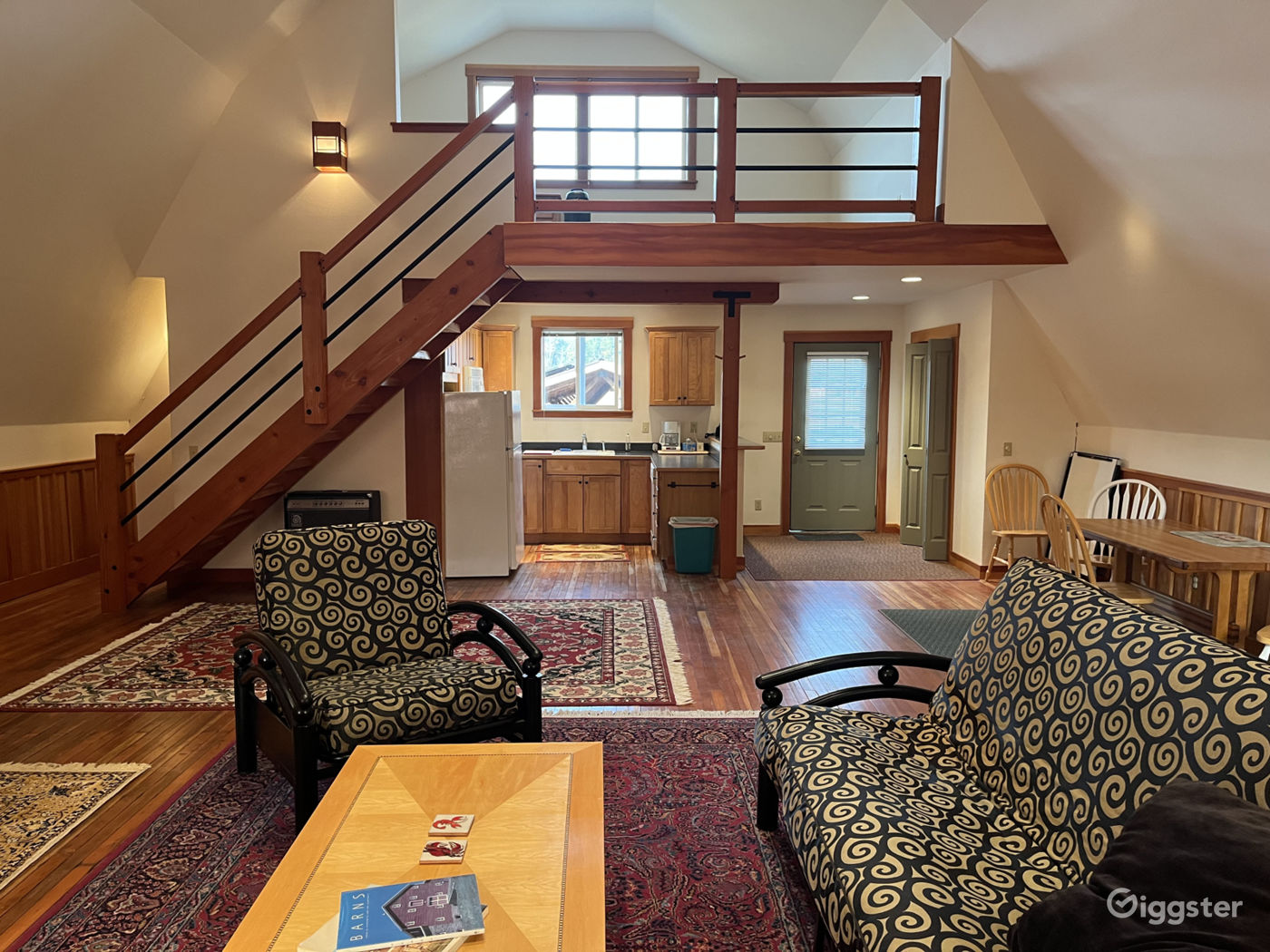 15 Acre Farm, Barn, Loft Apartment in Bellingham | Rent this location ...