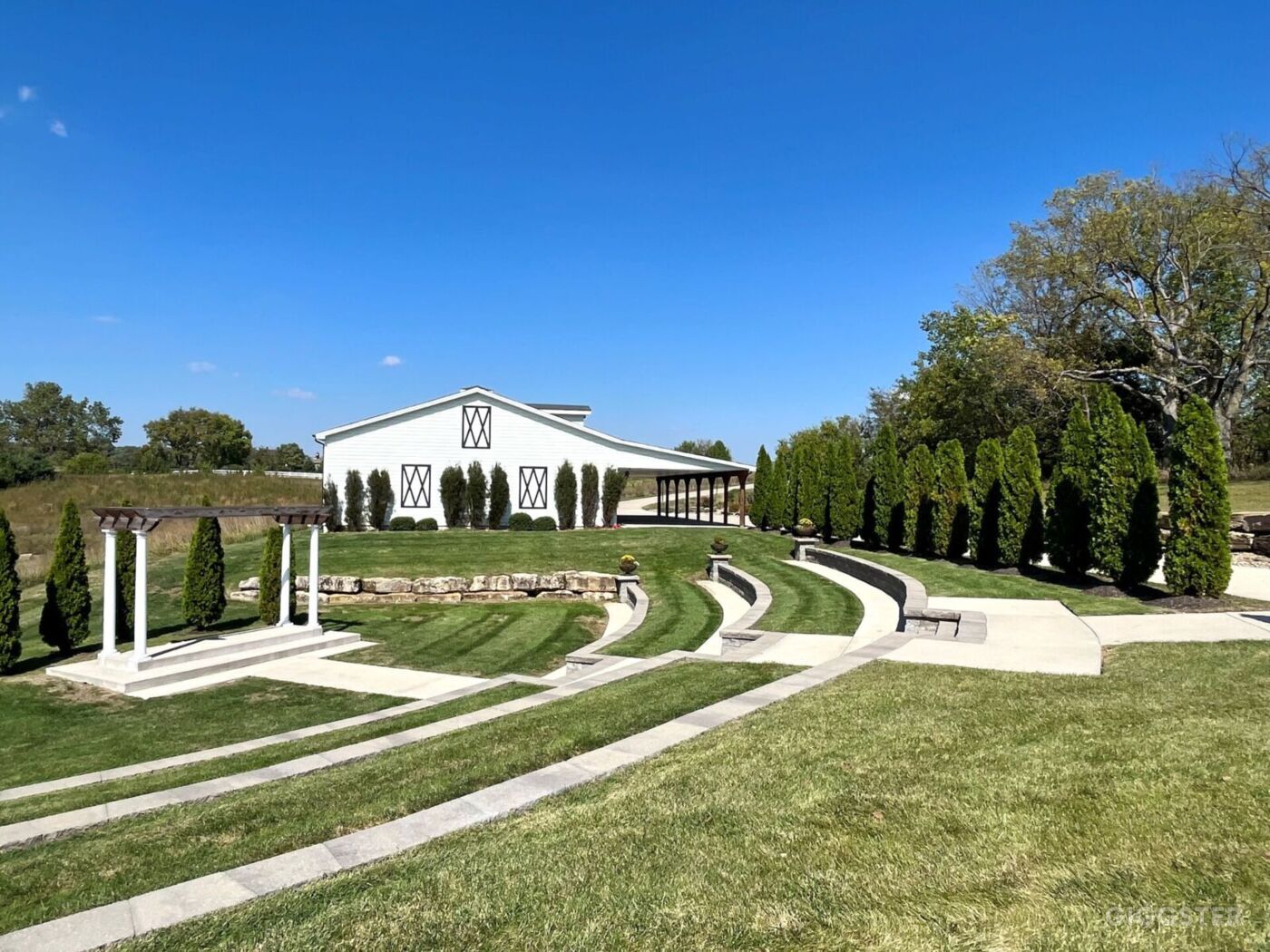 Event Barn With Outdoor Amphitheater | Rent this location on Giggster