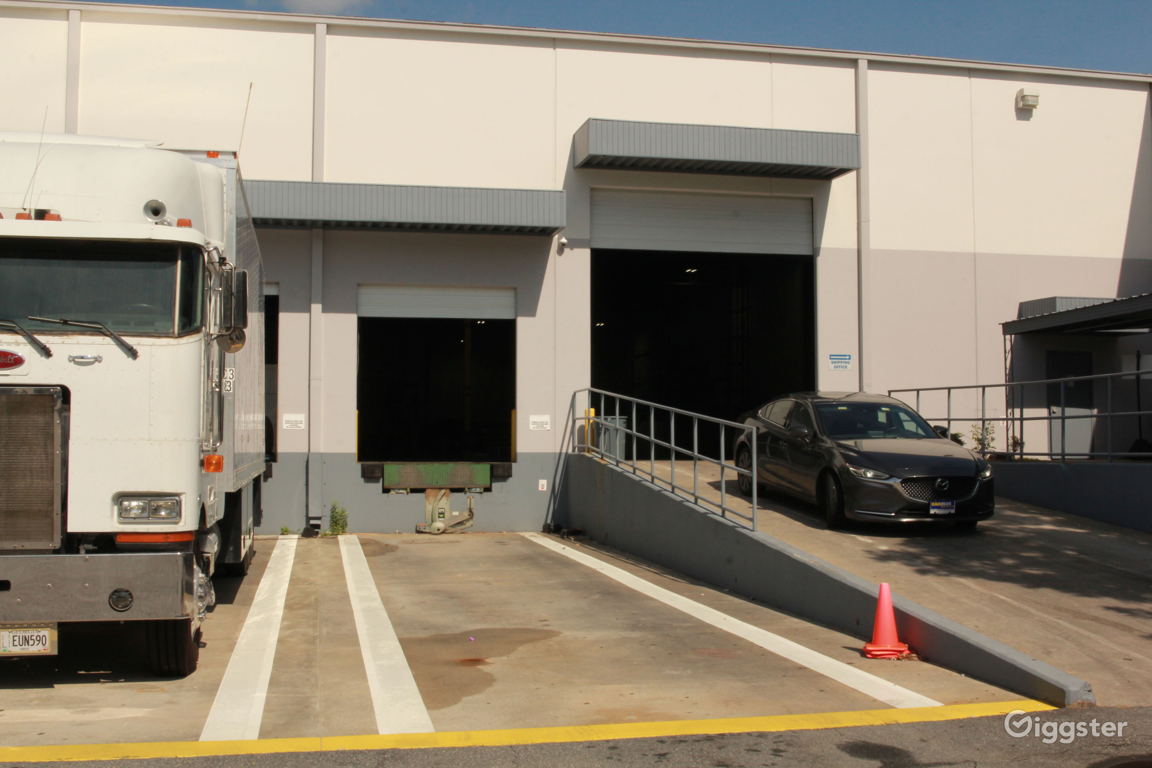 Warehouse Studio in Atlanta | Rent this location on Giggster