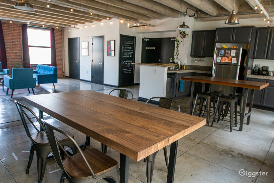 DTLA Library Loft with Skyline View | Rent this location on Giggster