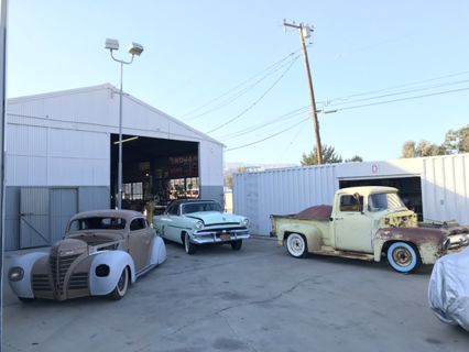 Vintage Car Restoration Shop | Rent this location on Giggster