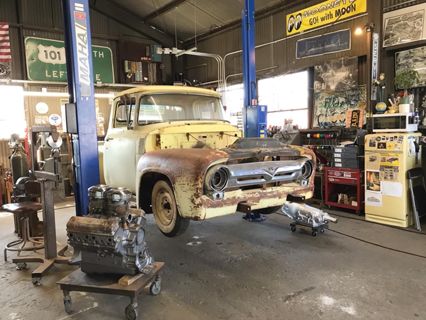 Vintage Car Restoration Shop | Rent this location on Giggster