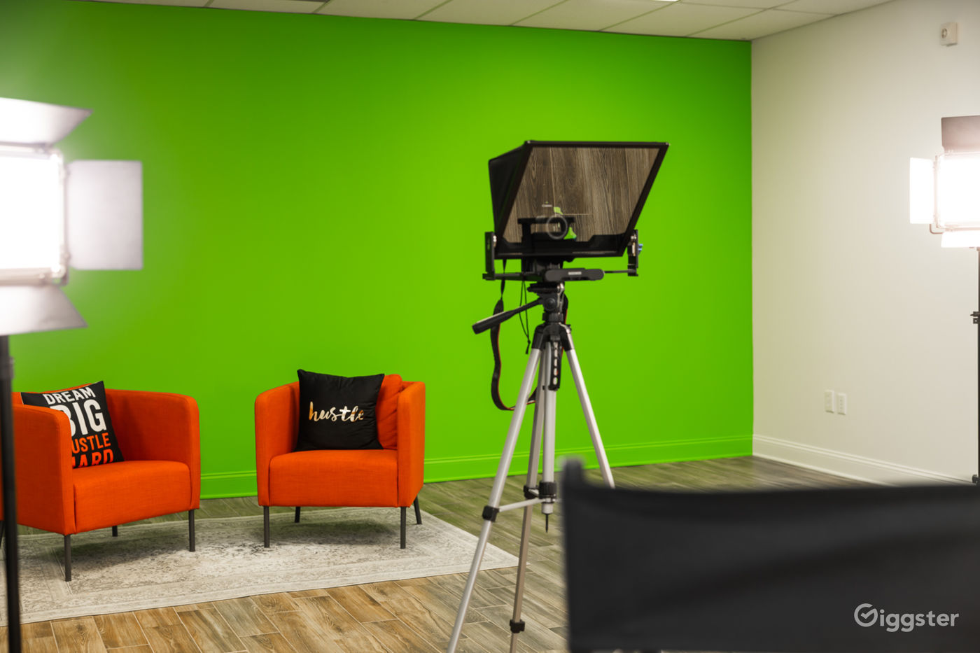 Content Creator Studio | Rent this location on Giggster