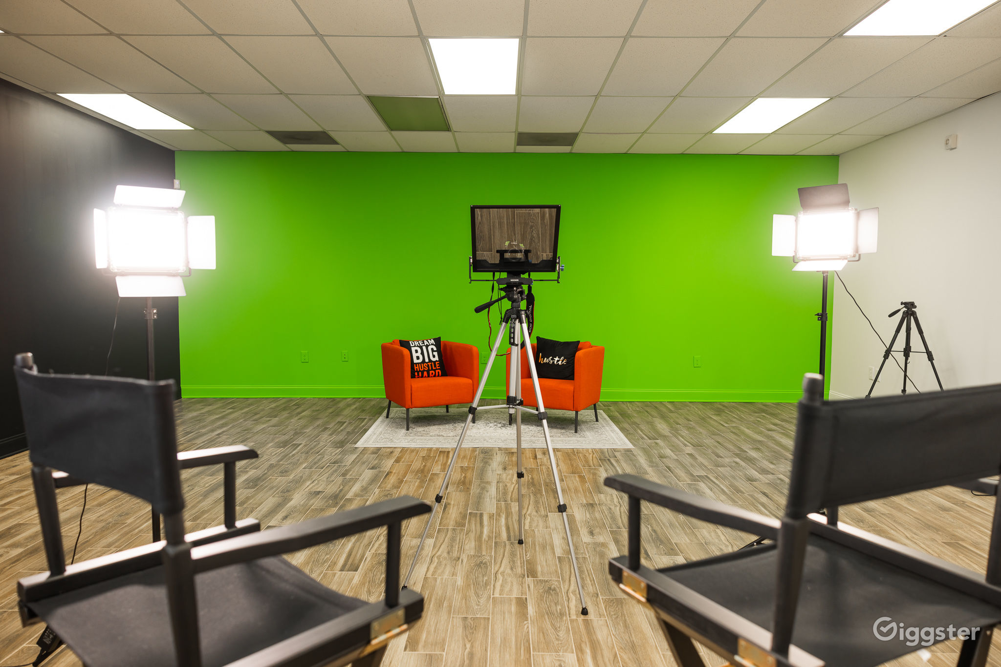 Content Creator Studio | Rent this location on Giggster