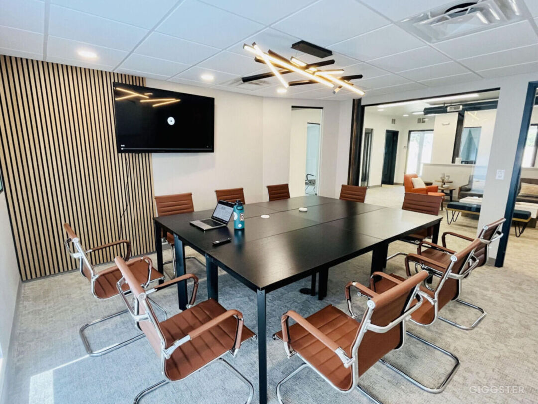 Contemporary Collective Conference Room | Rent this location on Giggster
