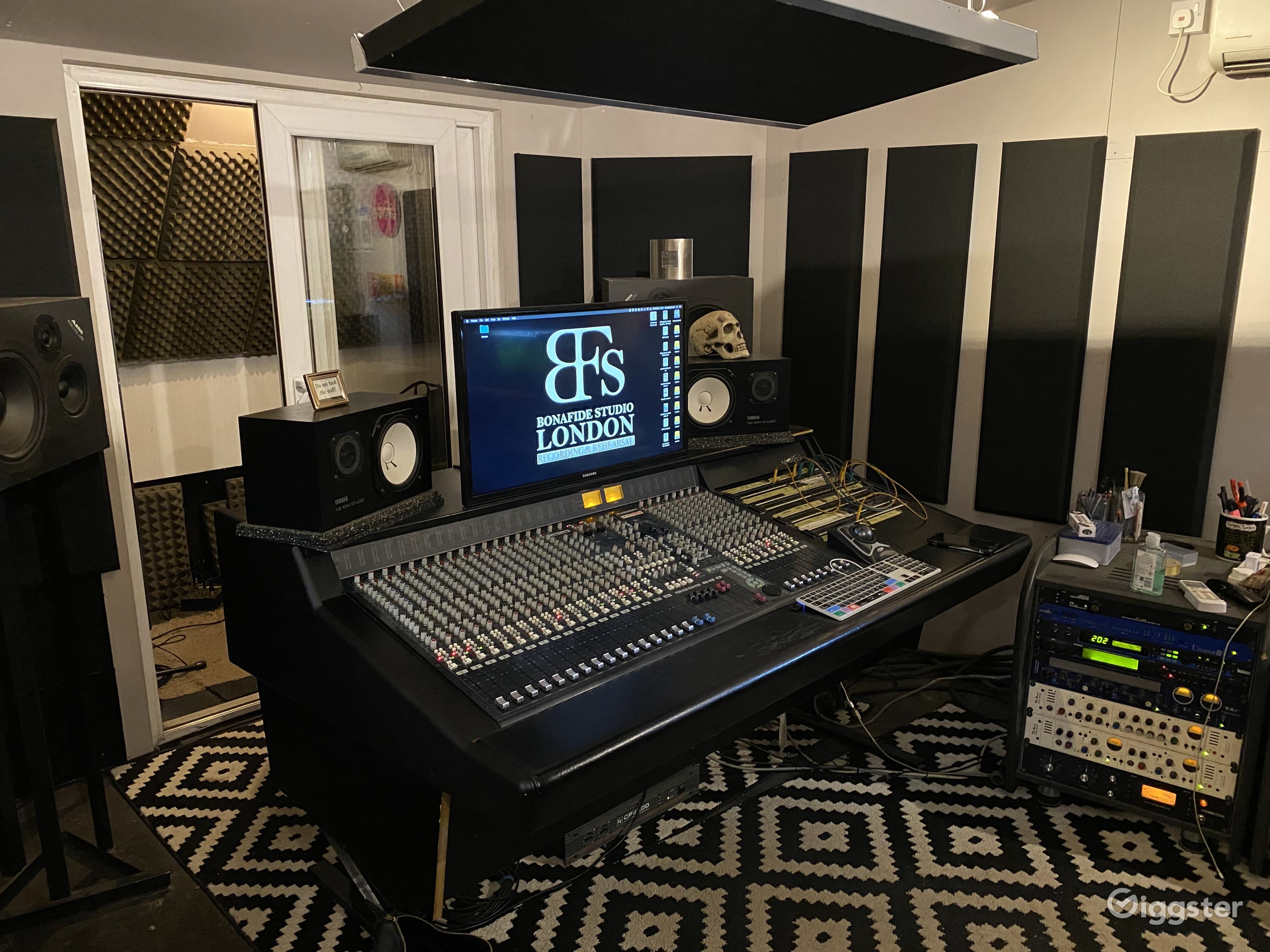 The BEST 10 Recording Studio spaces to rent near me | Giggster