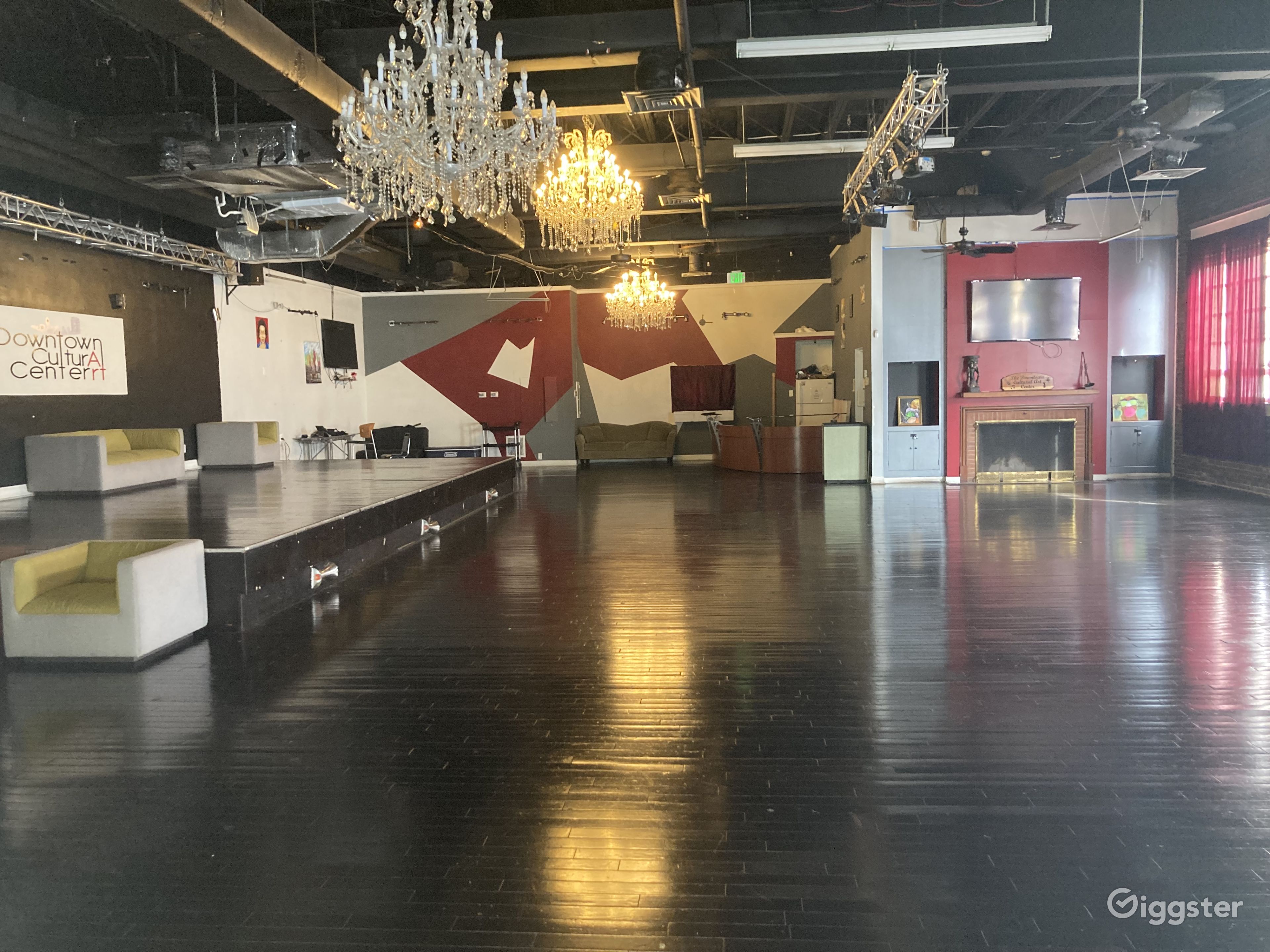 Mahogany Hall in Baltimore | Rent this location on Giggster