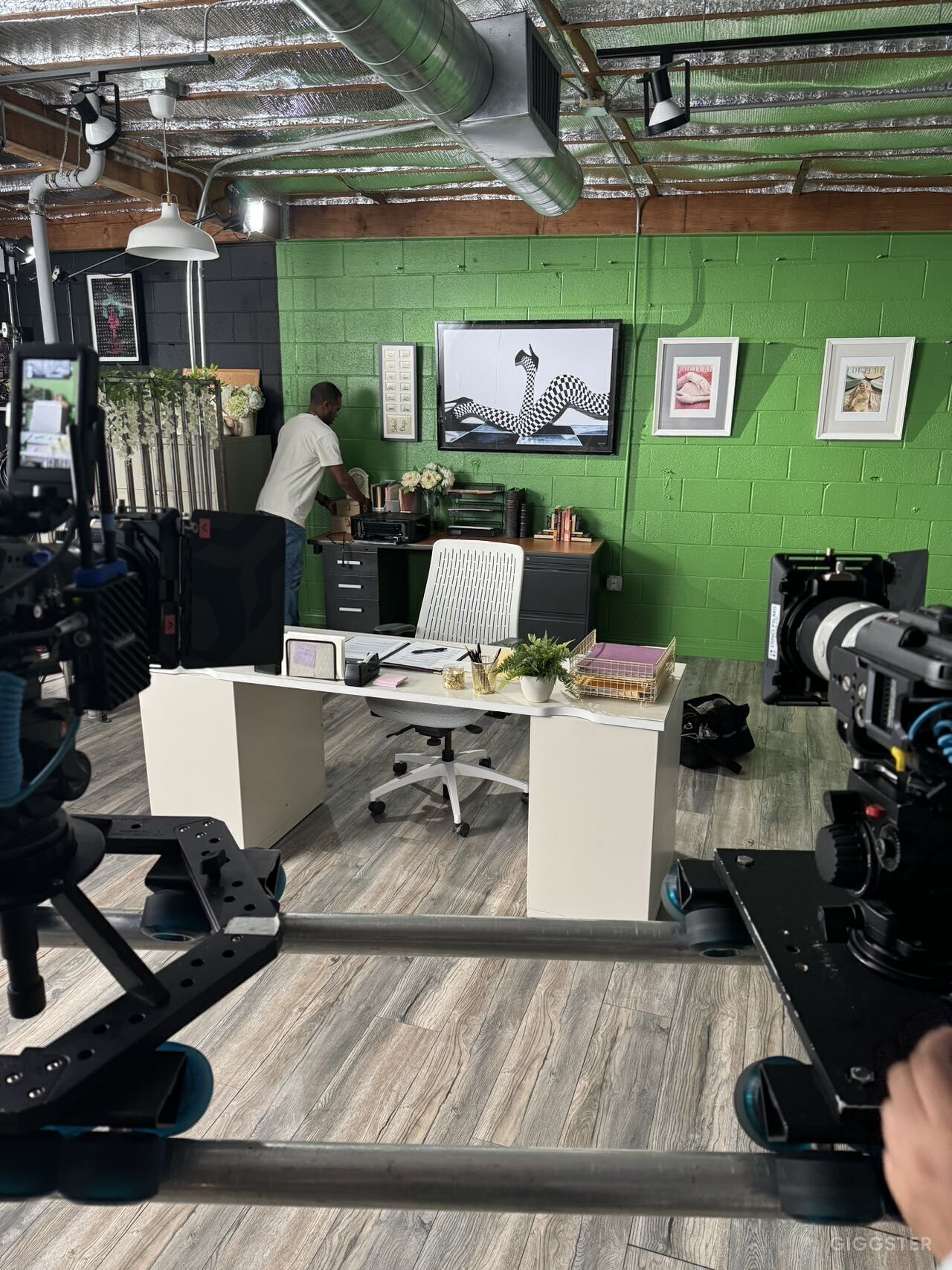 Photo & Film Production Studio in DTLA | Rent this location on Giggster