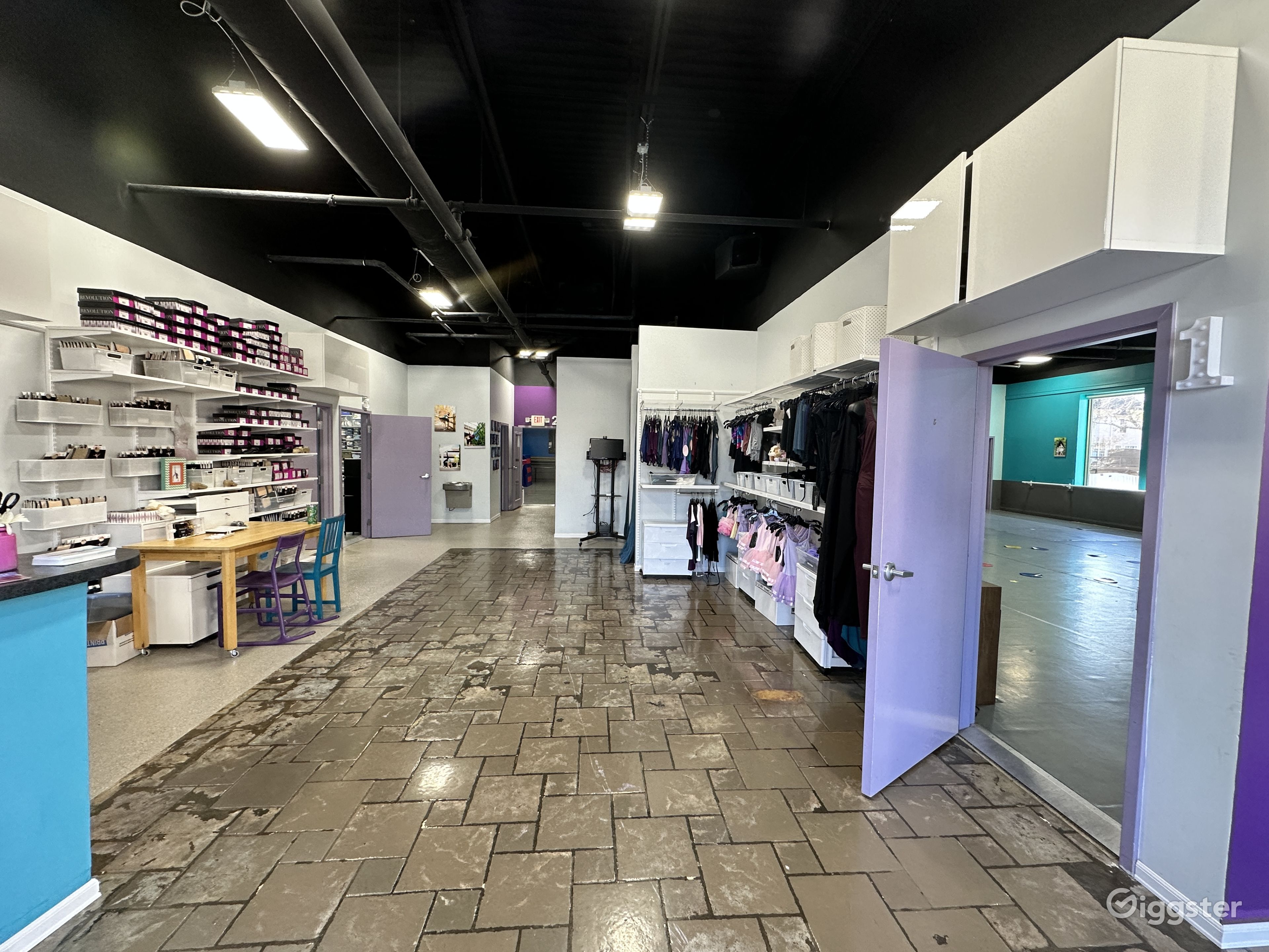 25x30 Multi-purpose Studio for 100 pax- Studio 1 | Rent this location ...