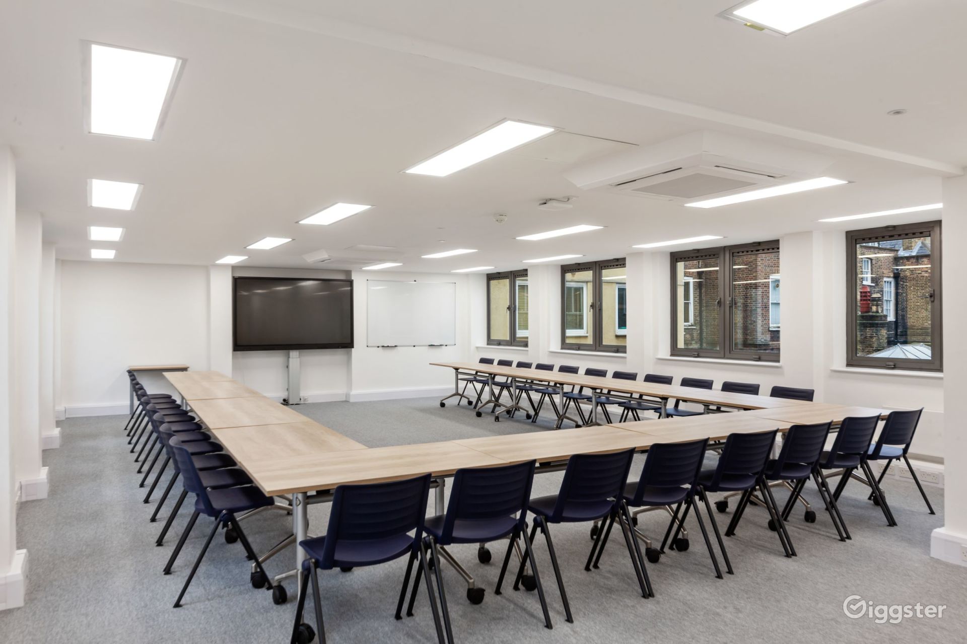 The BEST 10 Interview venues to rent near me | Giggster