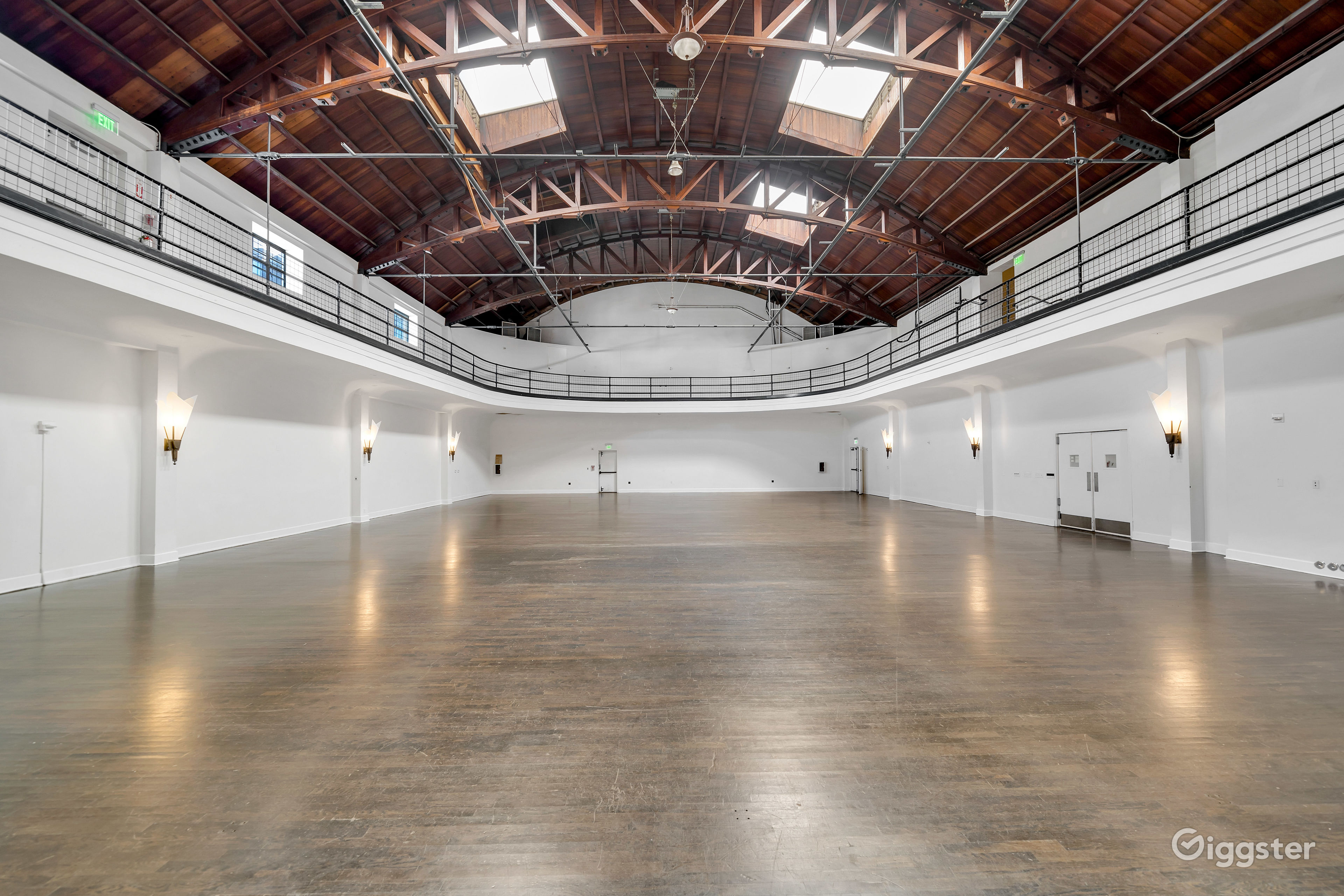 The BEST 10 Pool Birthday Party venues to rent near me | Giggster