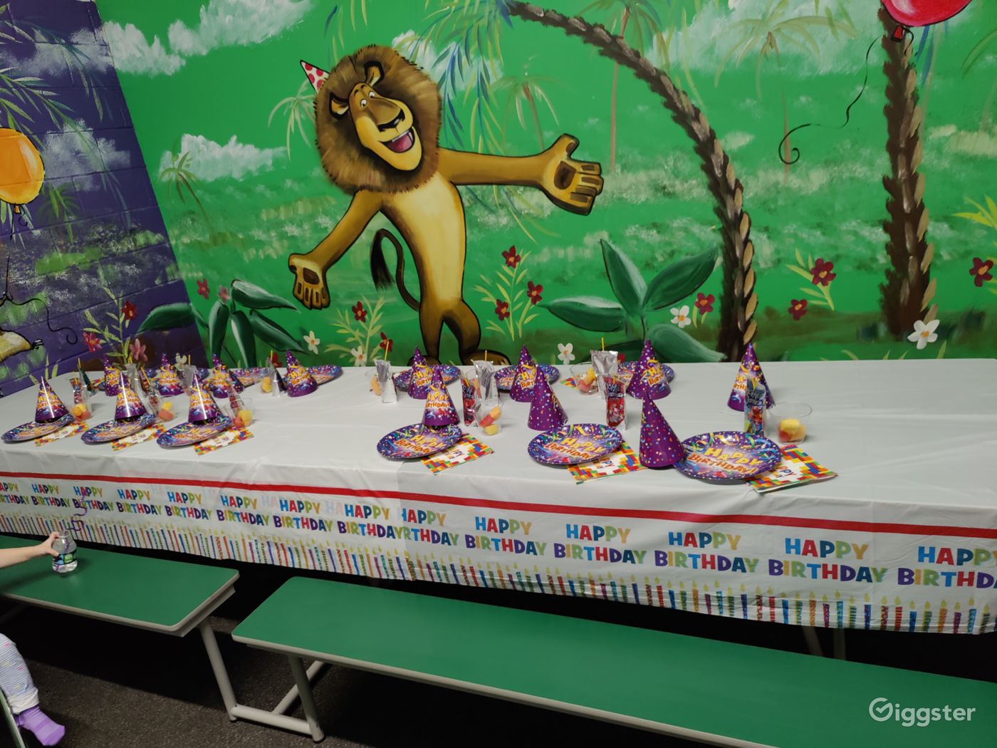 Indoor Family Fun Center | Rent this location on Giggster