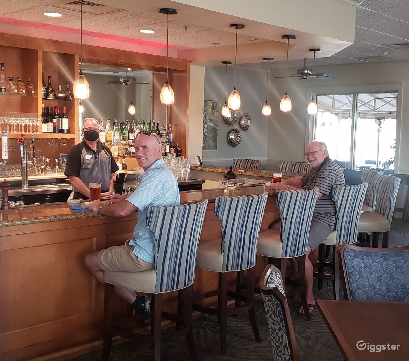 Classic Pub in Naples | Rent this location on Giggster