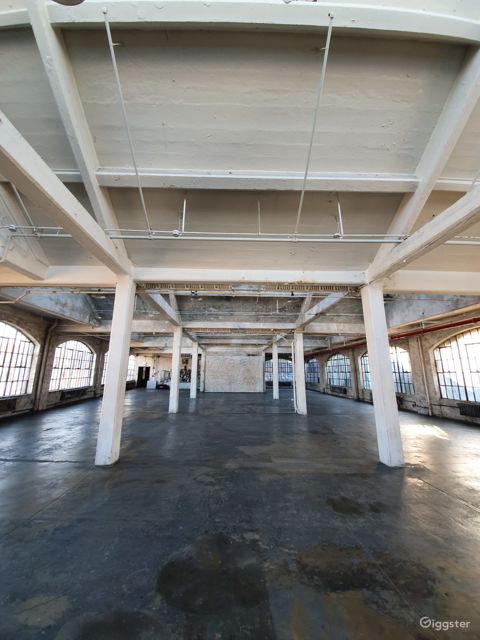 Fantastic UNIQUE Warehouse | Rent this location on Giggster