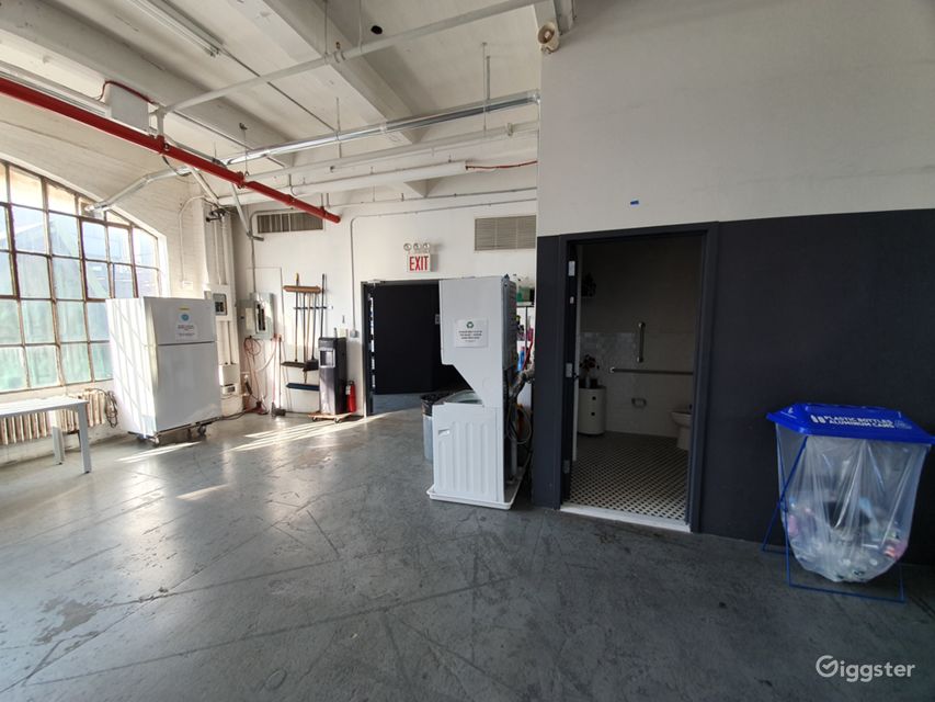 Fantastic UNIQUE Warehouse | Rent this location on Giggster