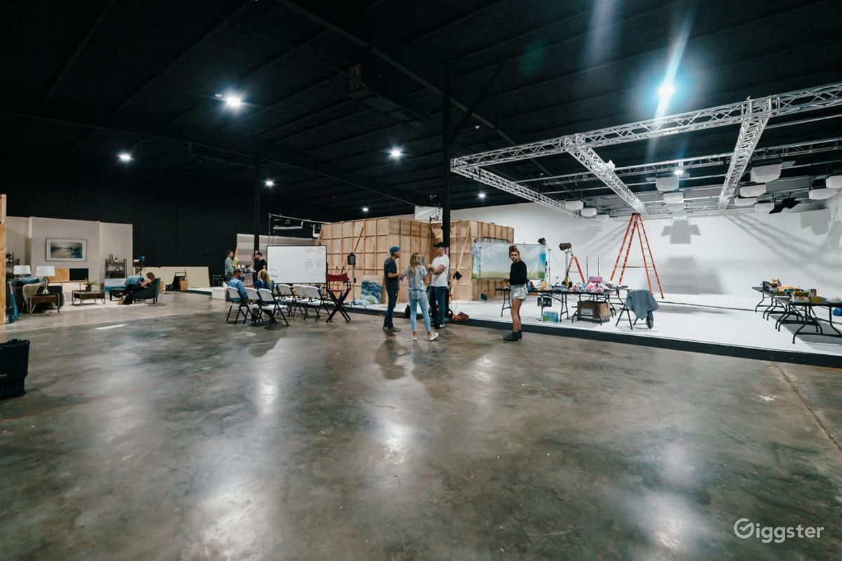 Arkansas’ Largest Soundstage | Rent this location on Giggster