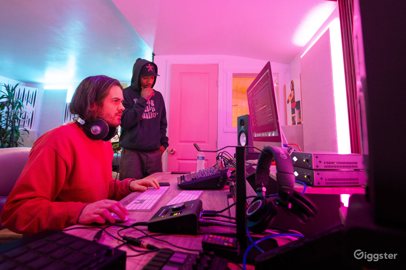 Oasis Studios: Urban Riyadh & Creative Recording Studio | Rent this ...