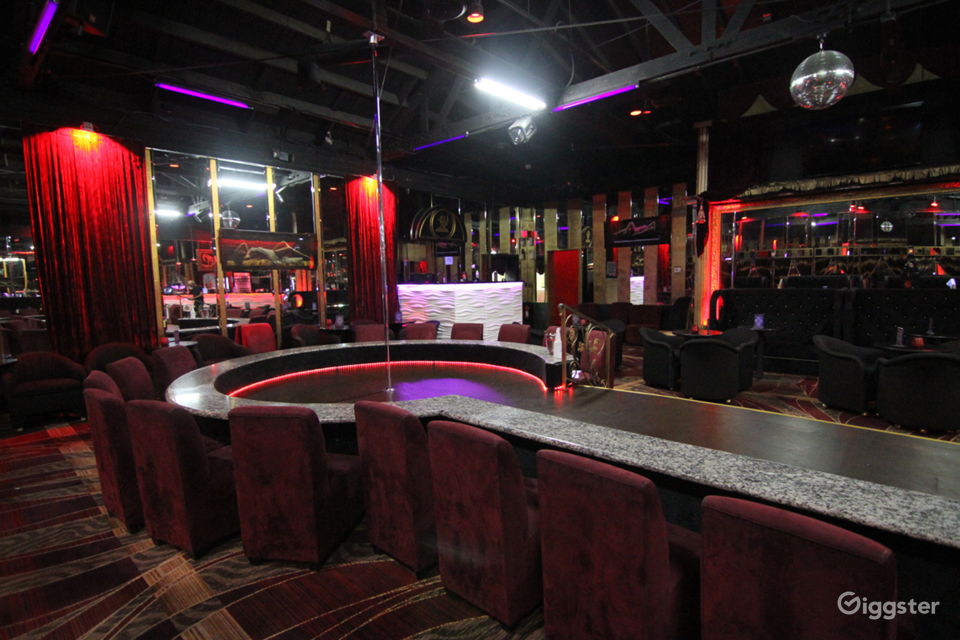 Strip Club with Big Dressing Room | Rent this location on Giggster