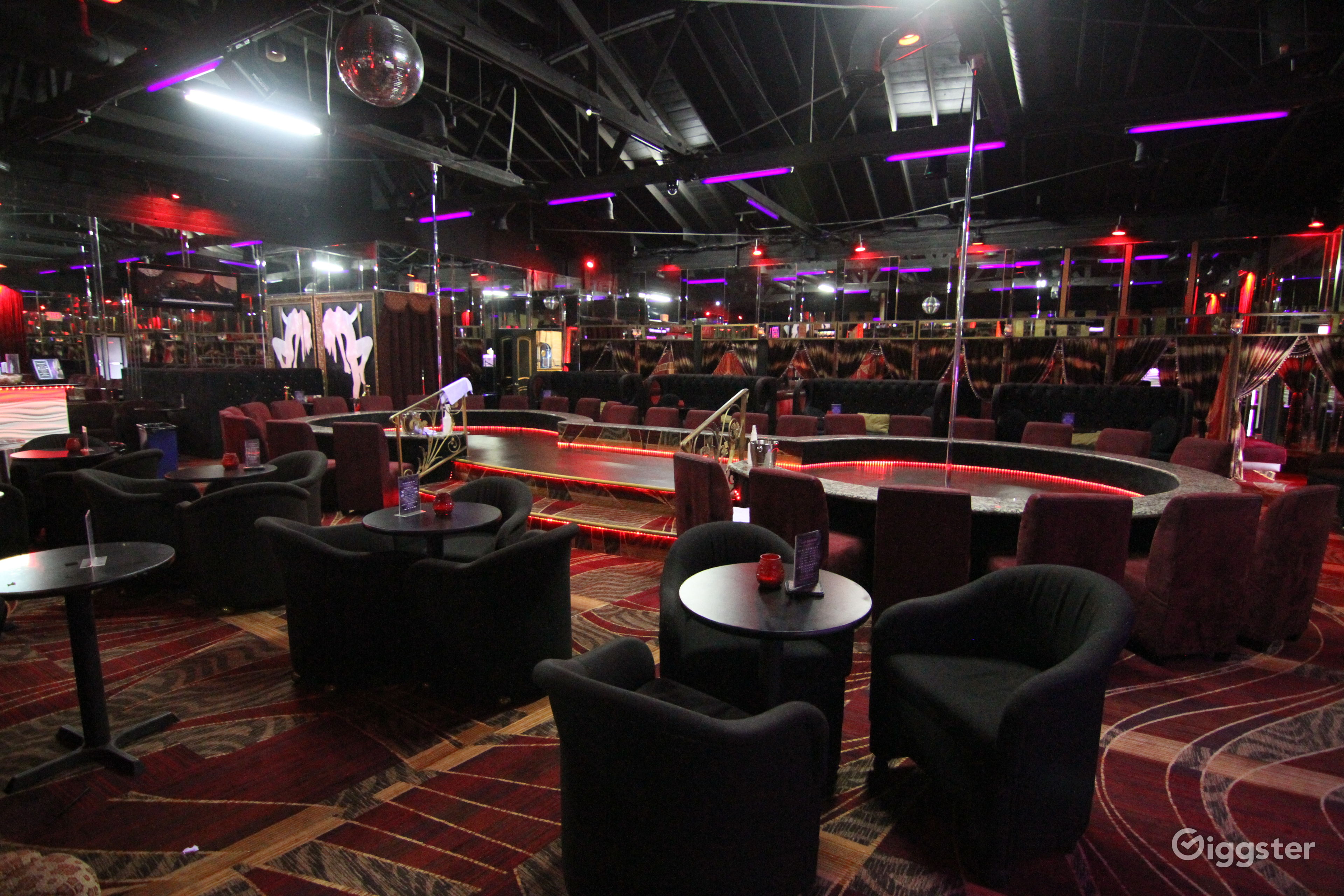 Strip Club with Big Dressing Room | Rent this location on Giggster