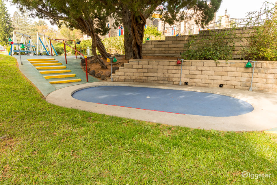 Medieval Mini Golf and Retro Arcade | Rent this location on Giggster