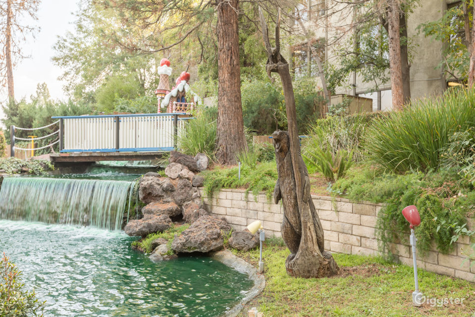 Medieval Mini Golf and Retro Arcade | Rent this location on Giggster