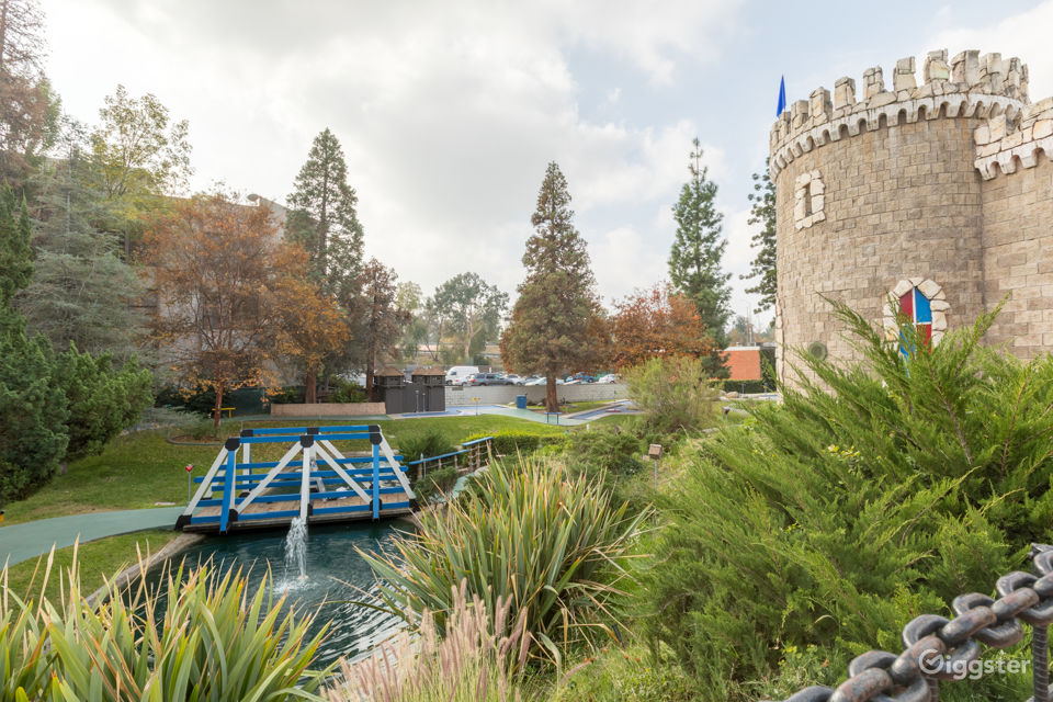 Medieval Mini Golf and Retro Arcade | Rent this location on Giggster