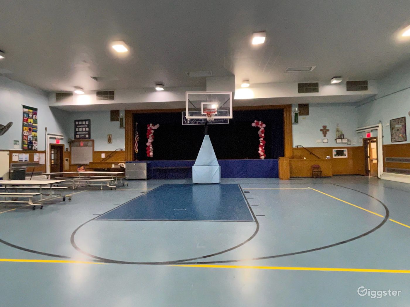 Traditional School | Rent this location on Giggster