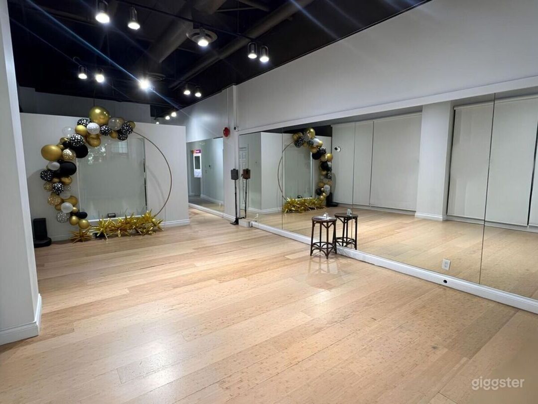 Dunbar Dancing & Singing Studio | Rent this location on Giggster
