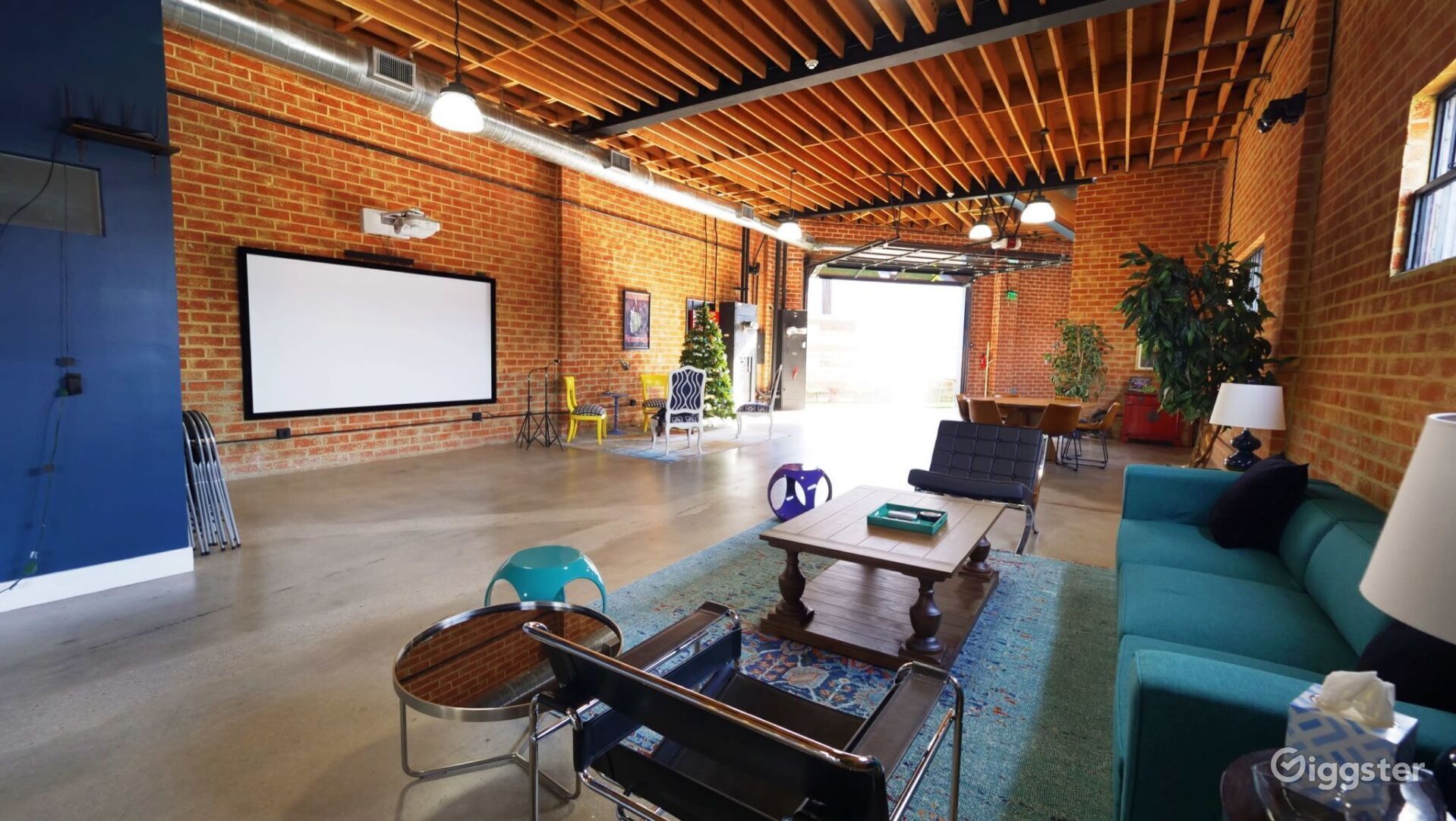Multi-purpose Modern Loft Event Space | Rent this location on Giggster