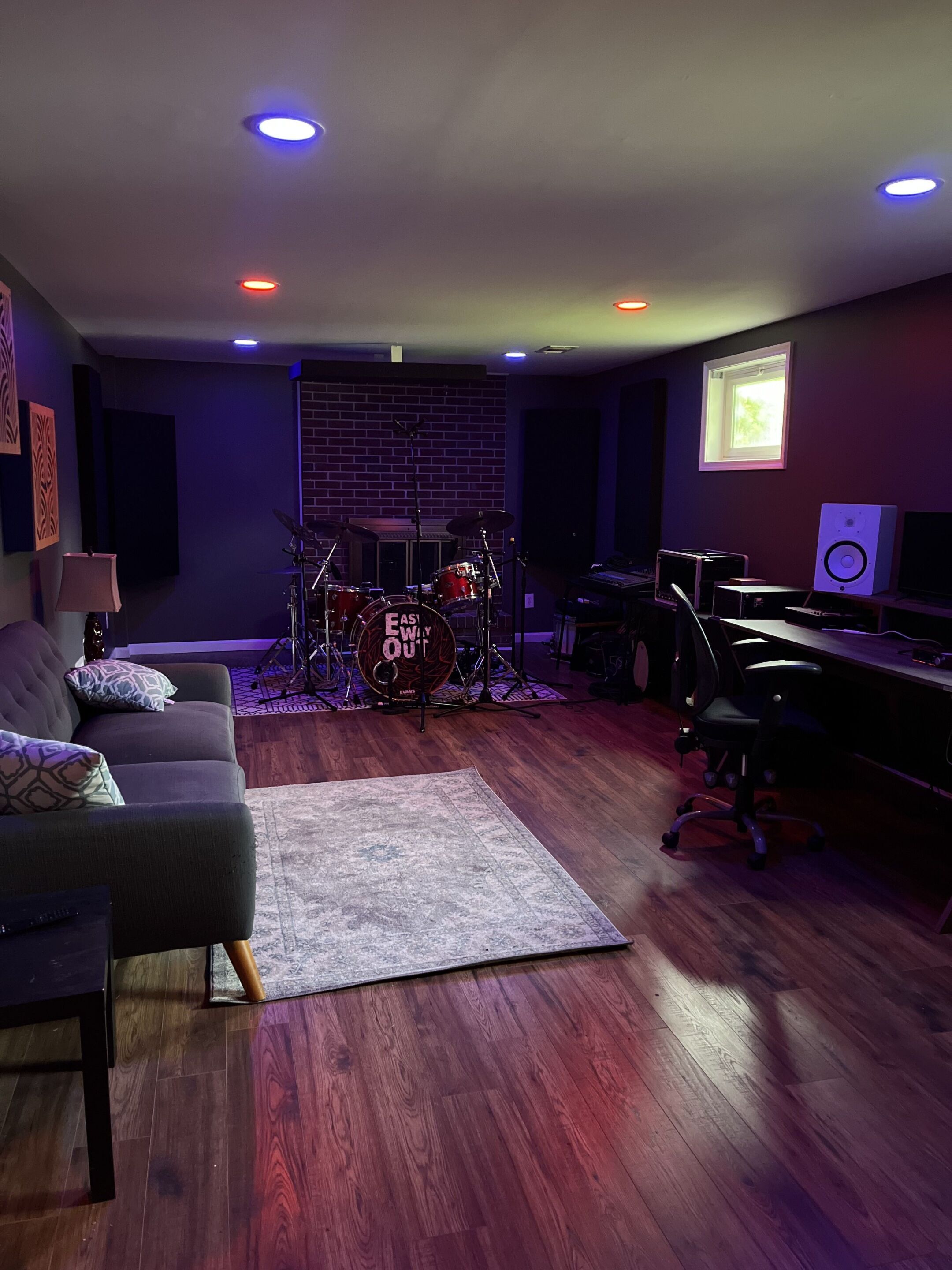 Cozy multi-room, acoustically treated Studio Space | Rent this location ...