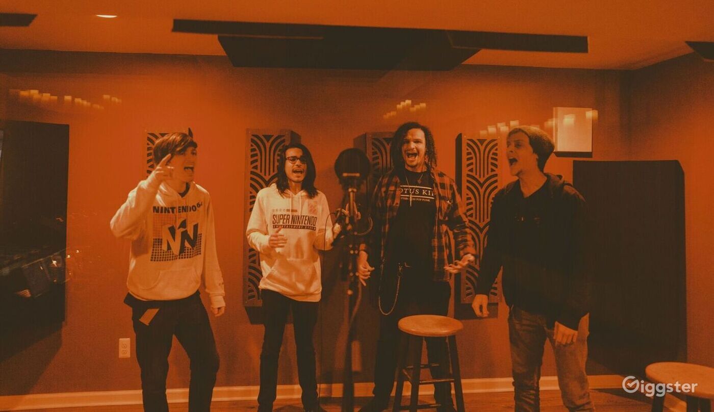 Cozy multi-room, acoustically treated Studio Space | Rent this location ...