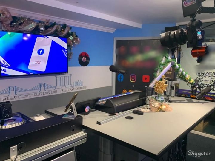 Modern Broadcast Studio with All the Amenities | Rent this location on ...