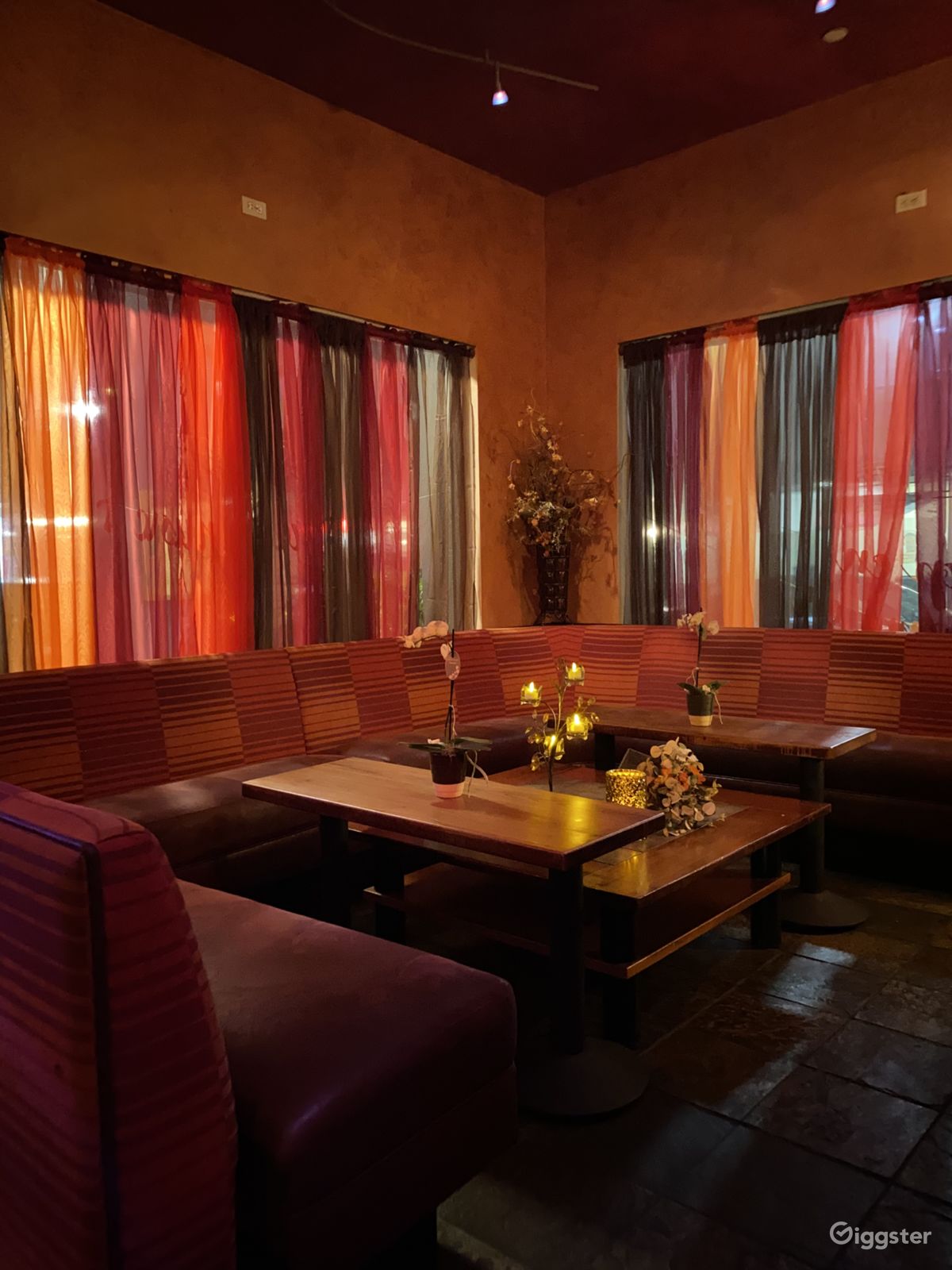 Snug Lounge in San Francisco | Rent this location on Giggster