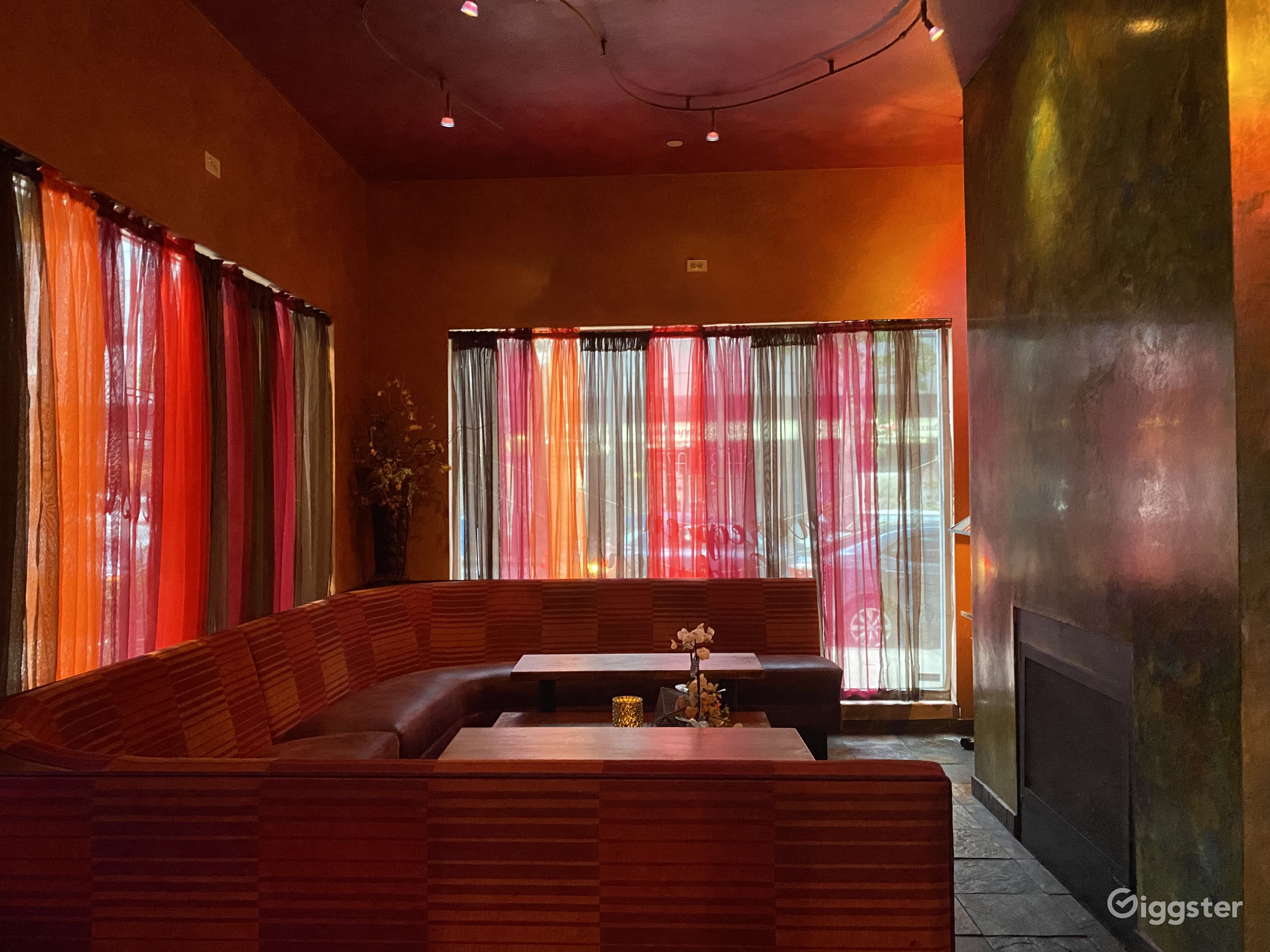 Snug Lounge in San Francisco | Rent this location on Giggster