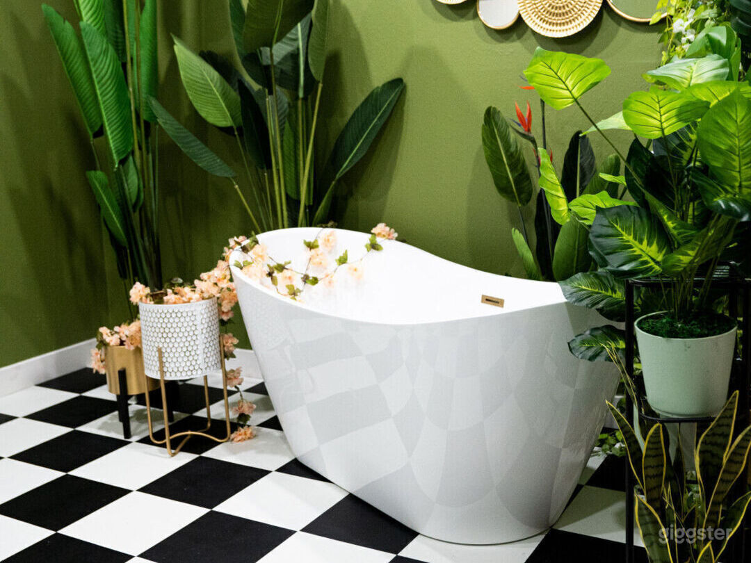 Versatile photography studio near IAH Airport | Rent this location on ...