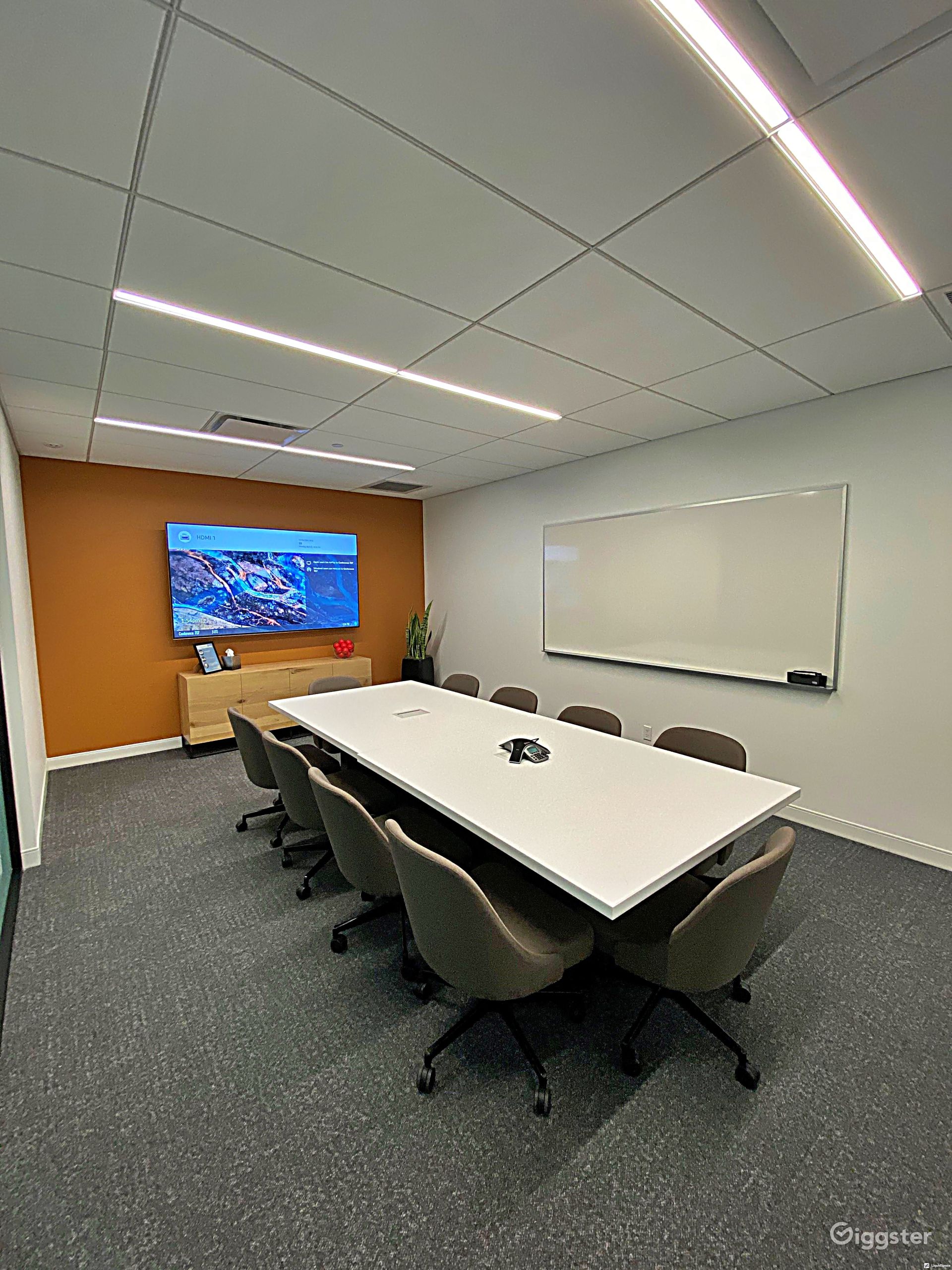Willoughby - 10 Person Meeting Room | Rent this location on Giggster