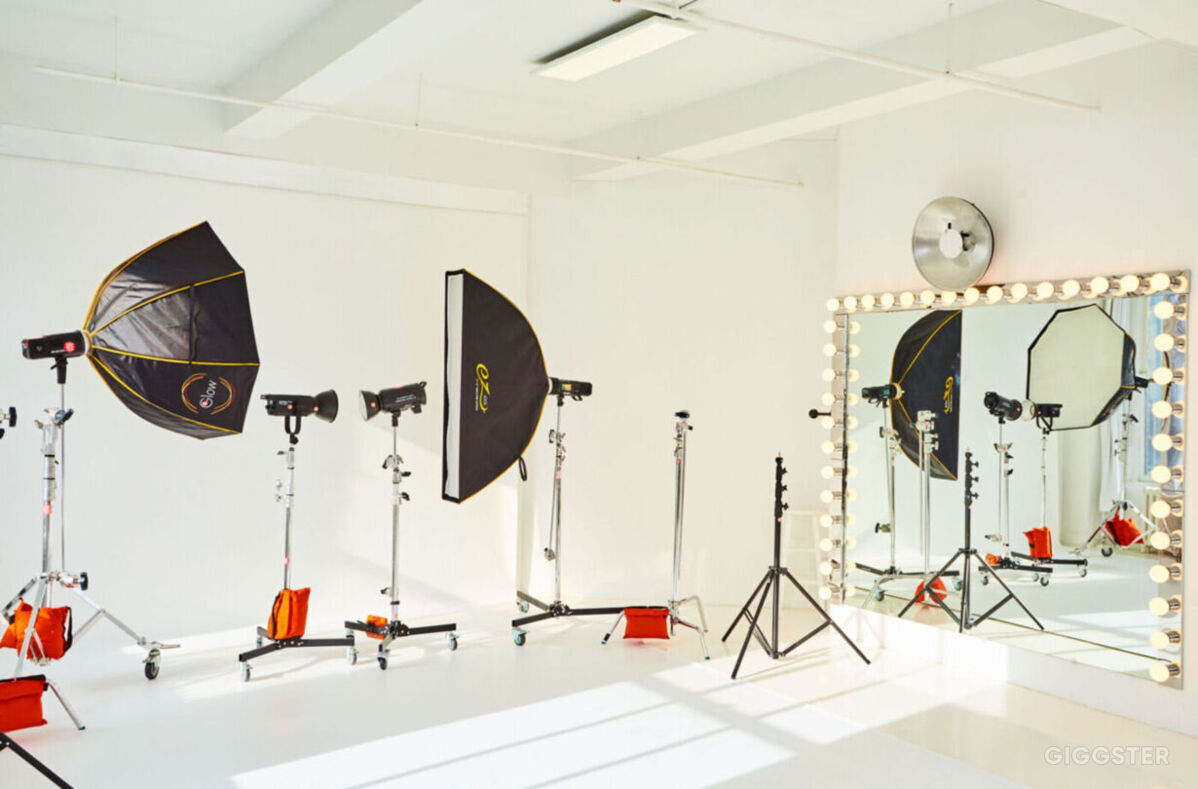 The BEST Photo Studio venues for rent near me | Giggster