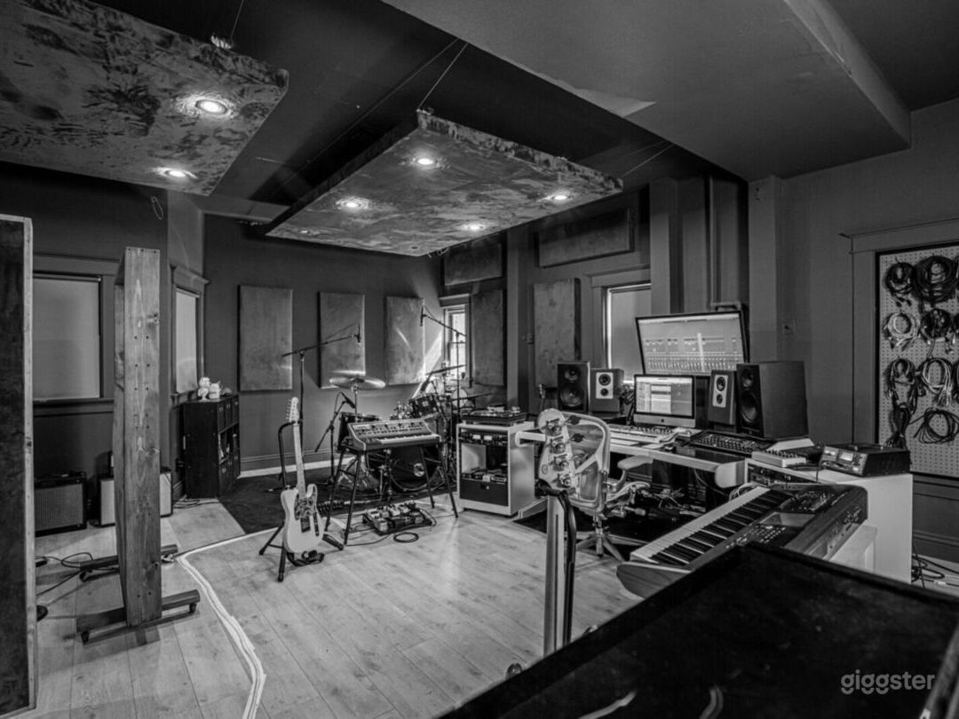 Premier Recording Studio in the heart of Downtown | Rent this location ...