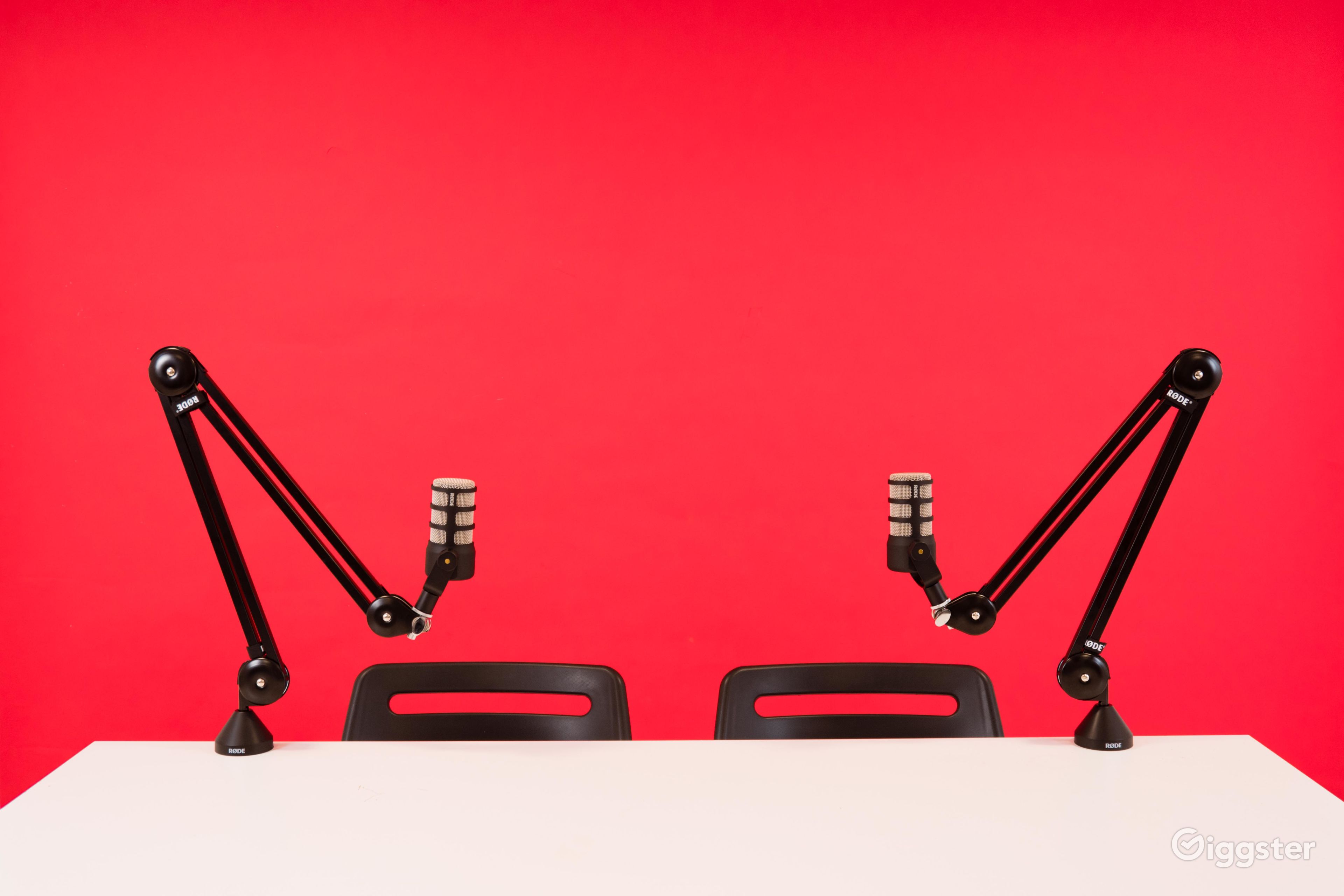 Podcast Studio (Colours) | Rent this location on Giggster