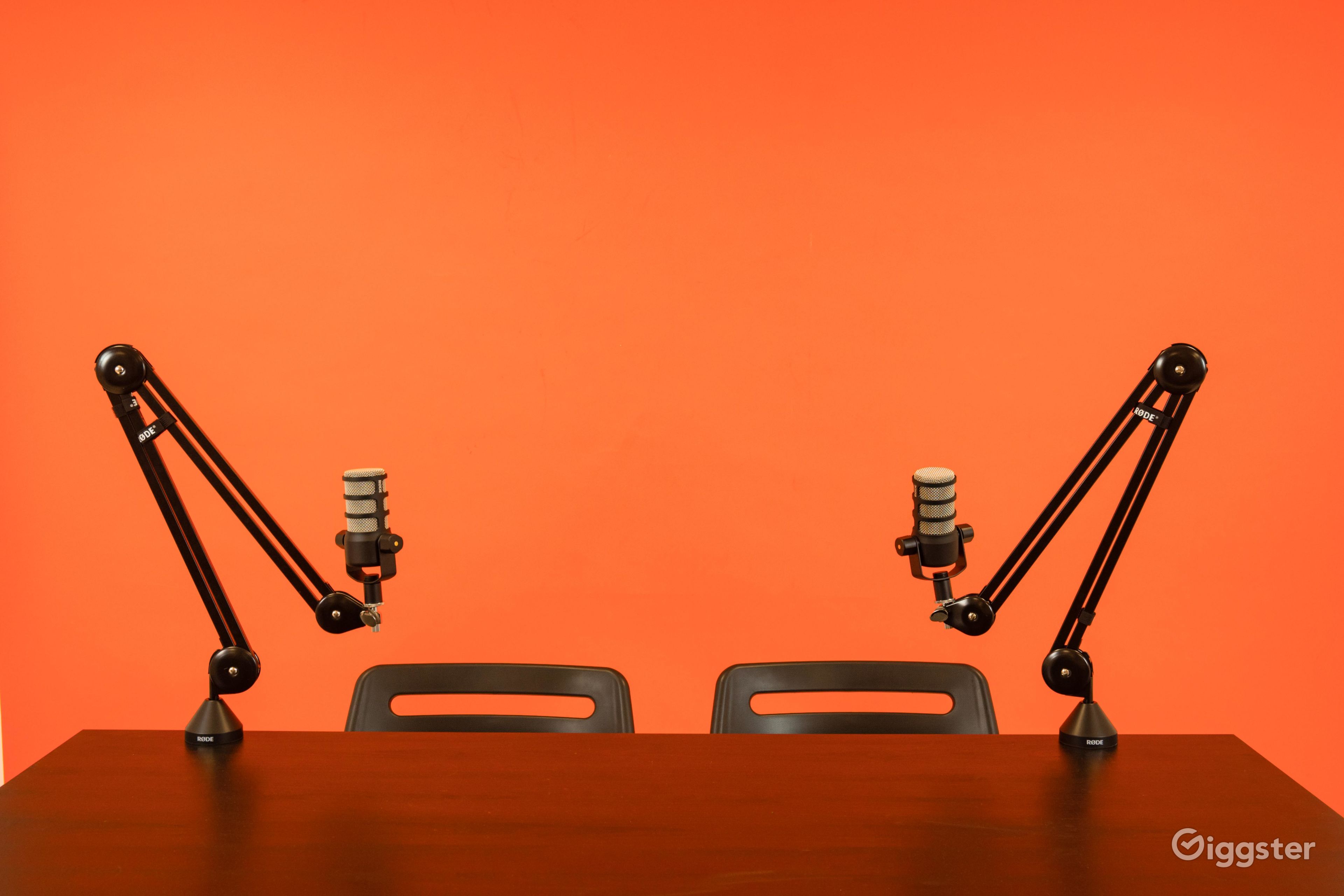 Podcast Studio (Colours) | Rent this location on Giggster