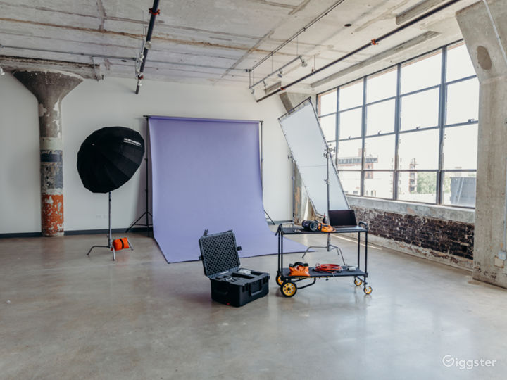 Natural Light Studio | Rent this location on Giggster