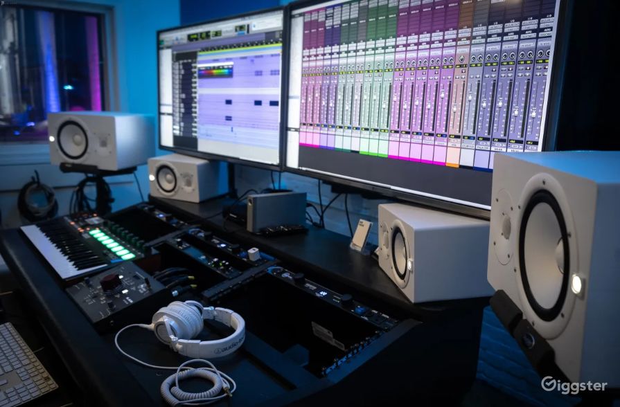 Framingham's Soothing Vibe Recording Studio | Rent this location on ...